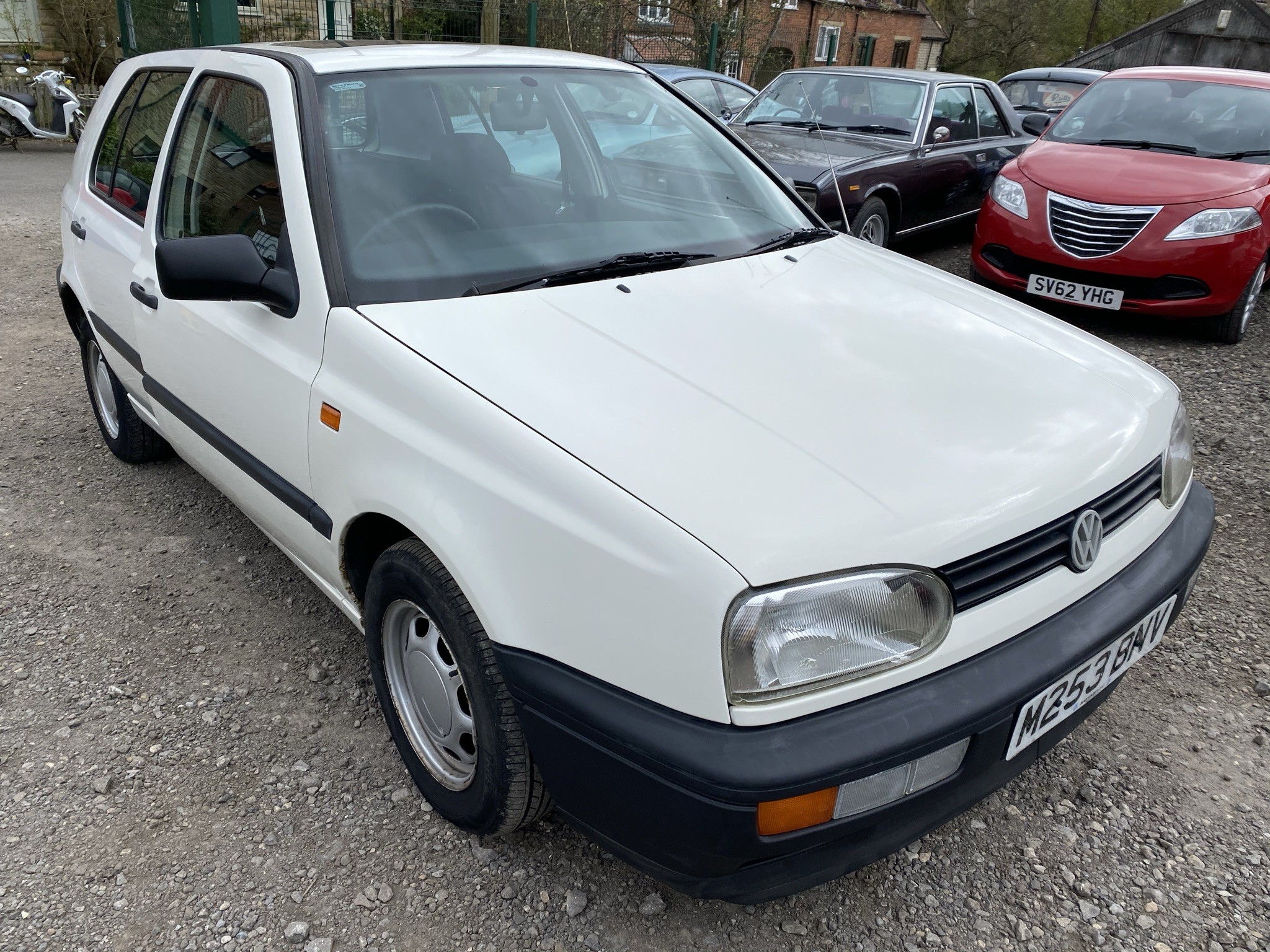 Lot 177 - 1994 VOLKSWAGEN GOLF
