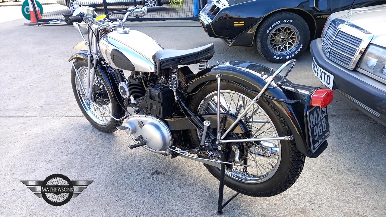 Lot 522 - 1945 BSA