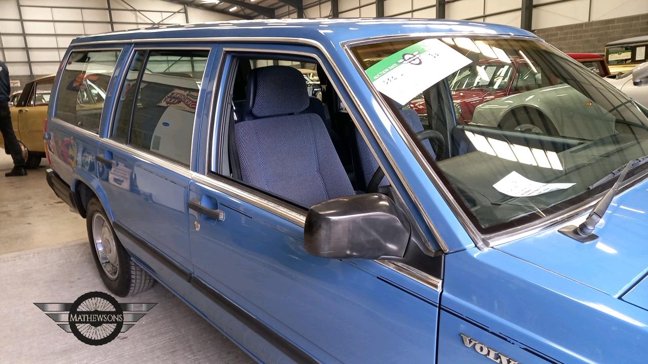 Lot 306 - 1986 VOLVO 740 GL AUTO