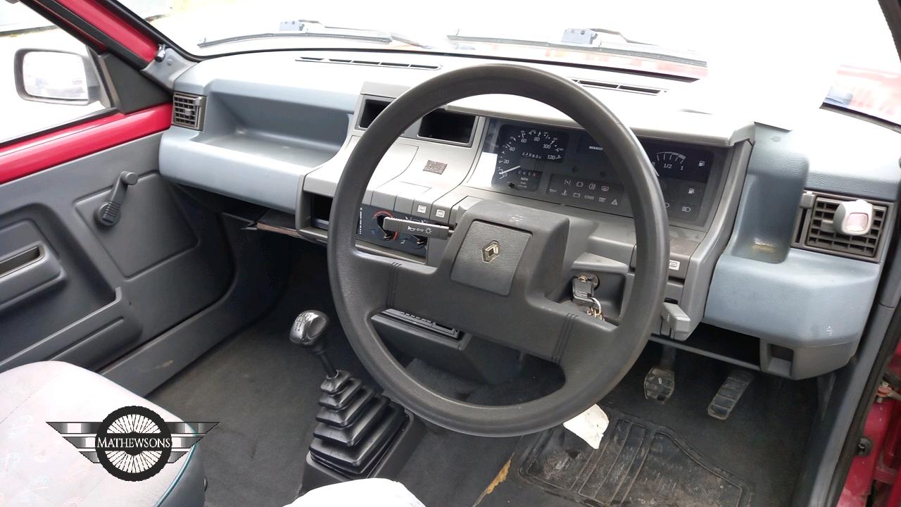 Lot 486 - 1995 RENAULT 5 CAMPUS PRIMA