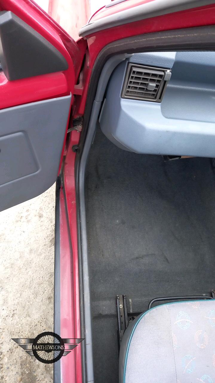 Lot 486 - 1995 RENAULT 5 CAMPUS PRIMA