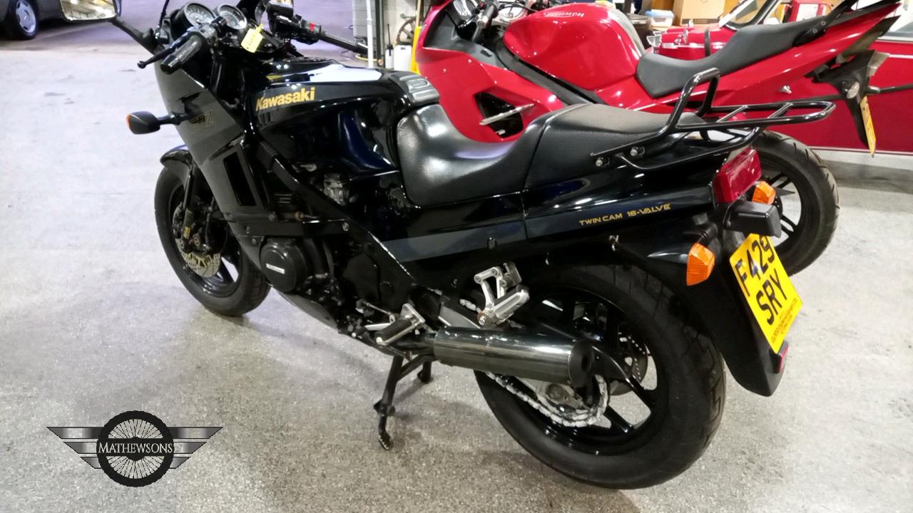 Lot 358 - 1989 KAWASAKI ZX600-A4