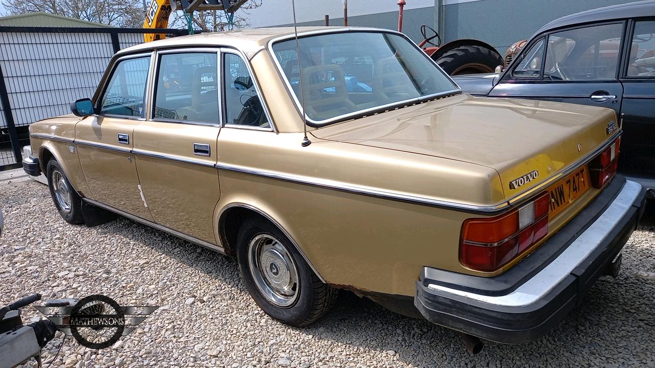 Lot 560 - 1979 VOLVO 264 GLE AUTO