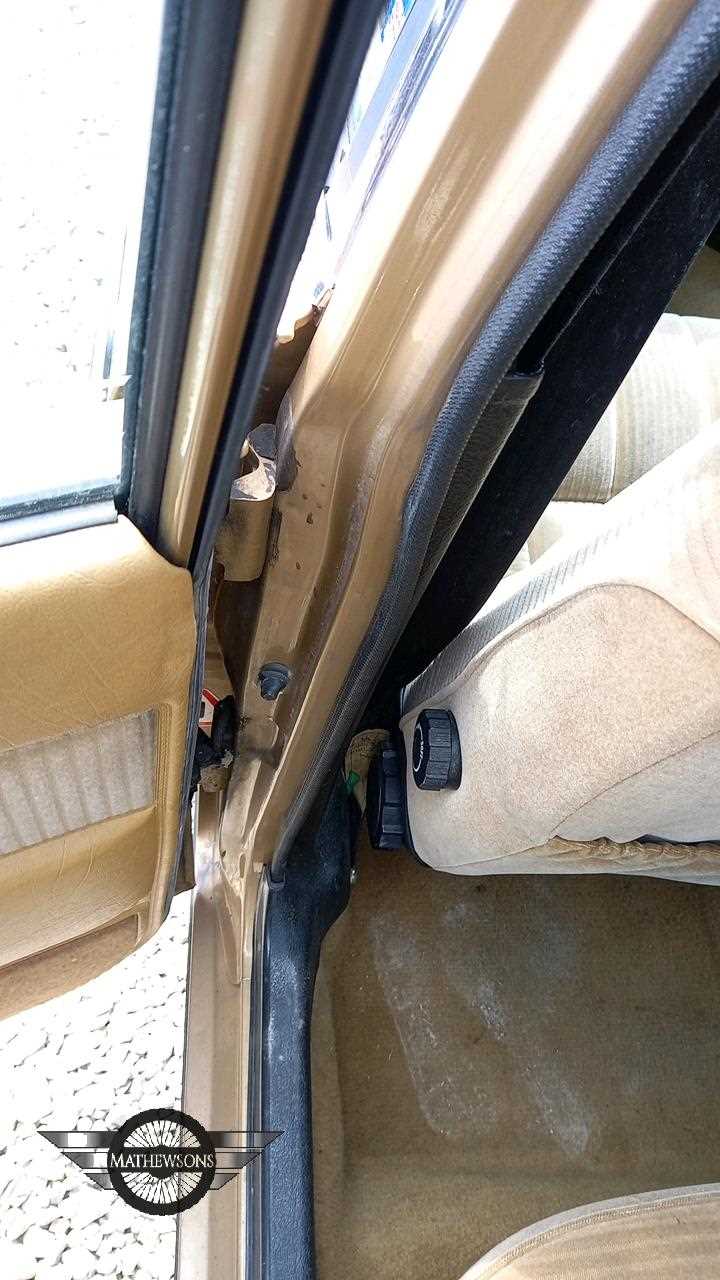 Lot 560 - 1979 VOLVO 264 GLE AUTO