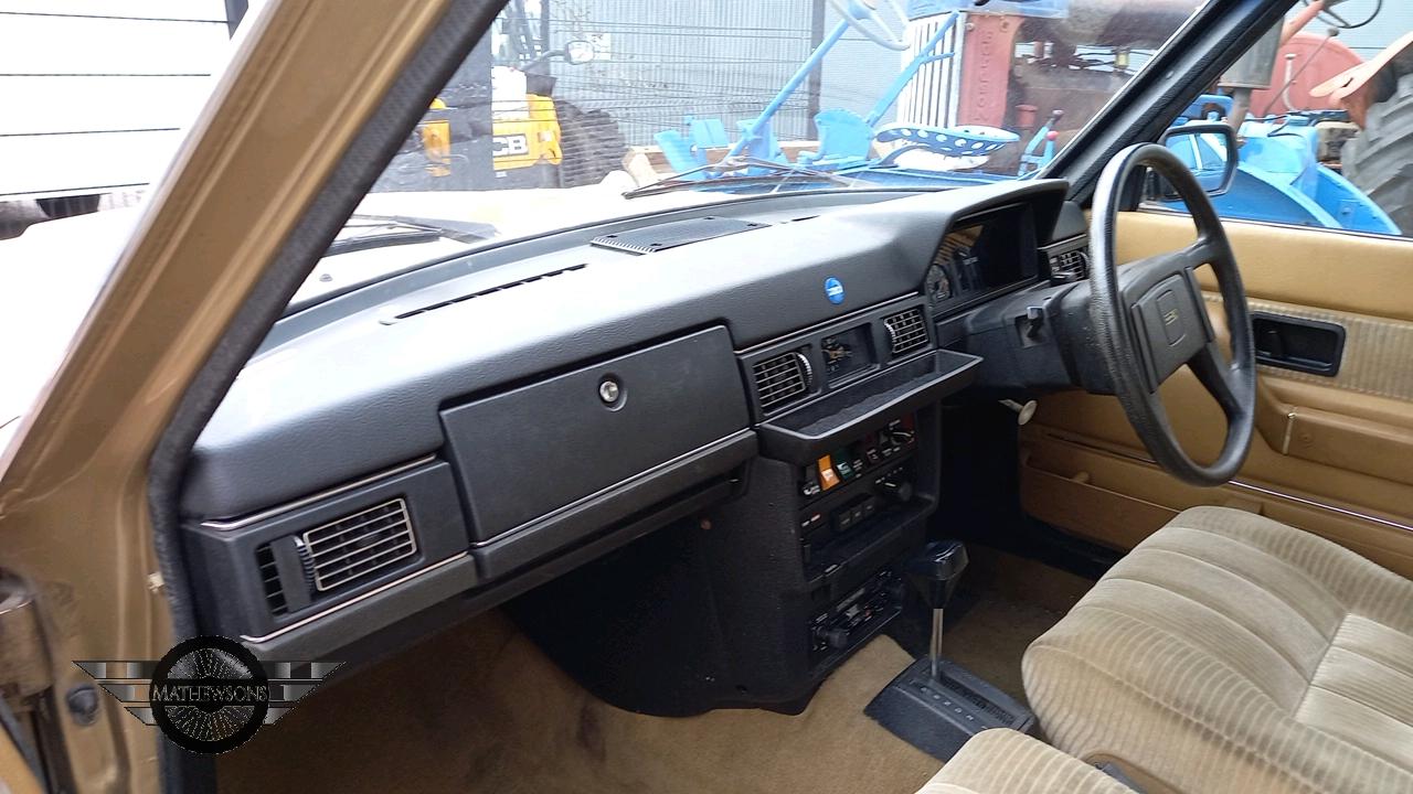 Lot 560 - 1979 VOLVO 264 GLE AUTO