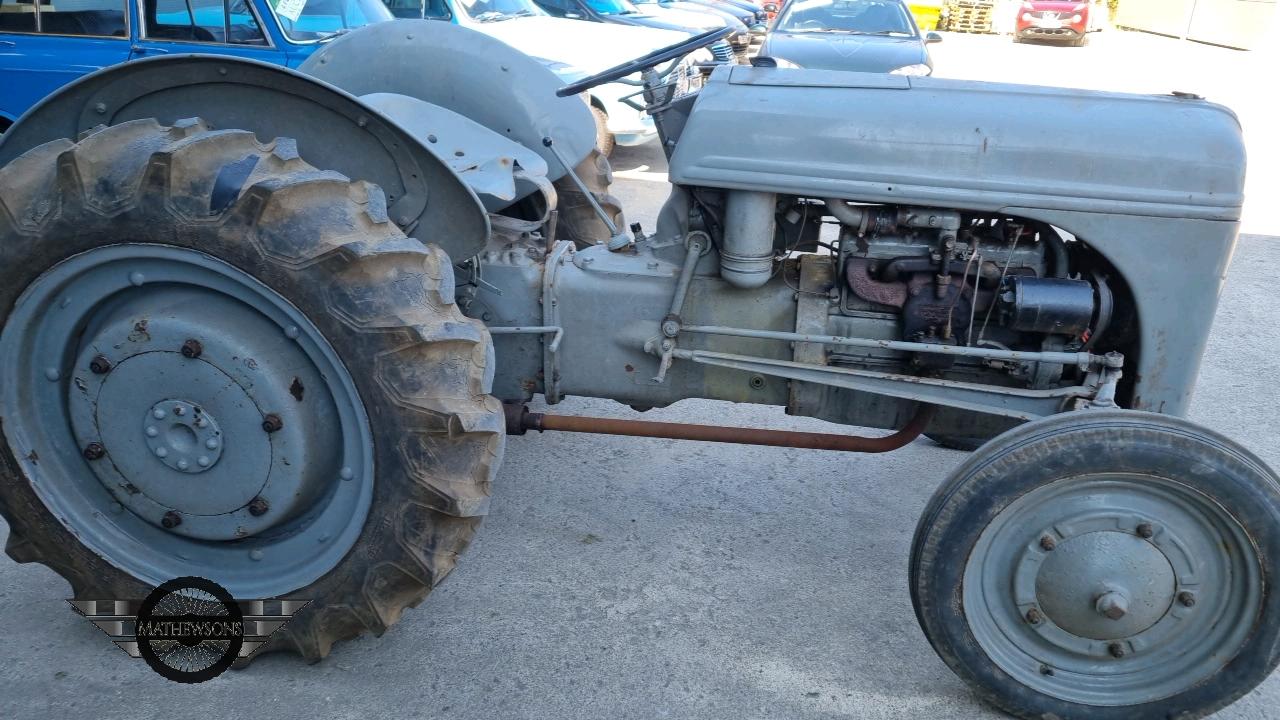 Lot 60 - 1942 FORD FERGUSON TRACTOR