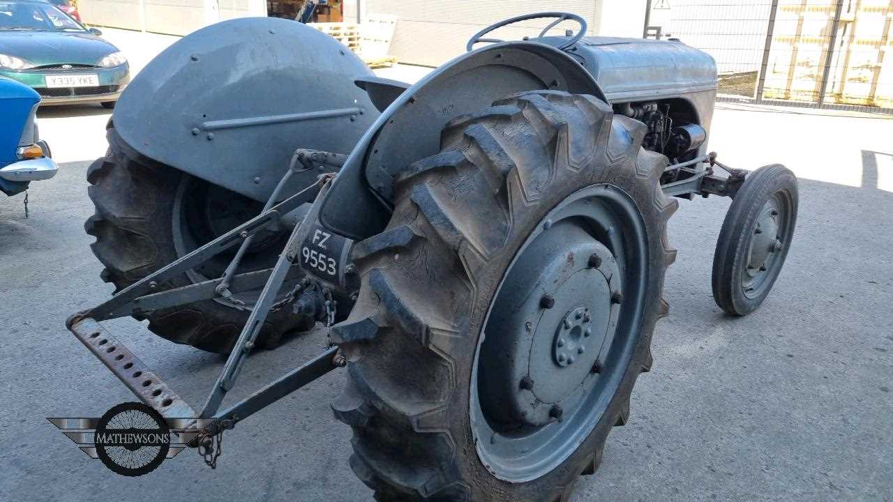 Lot 60 - 1942 FORD FERGUSON TRACTOR