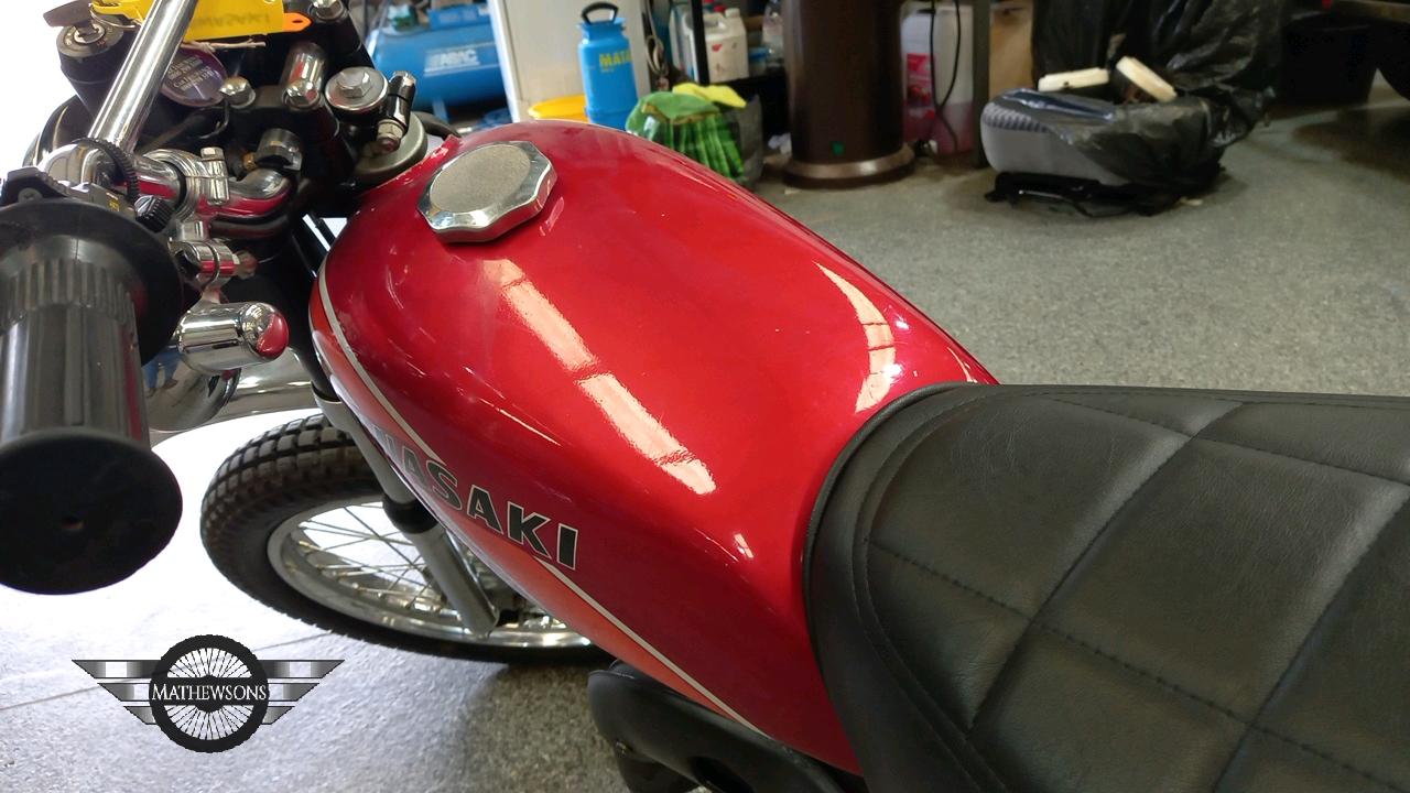 Lot 154 - 1976 KAWASAKI KV100