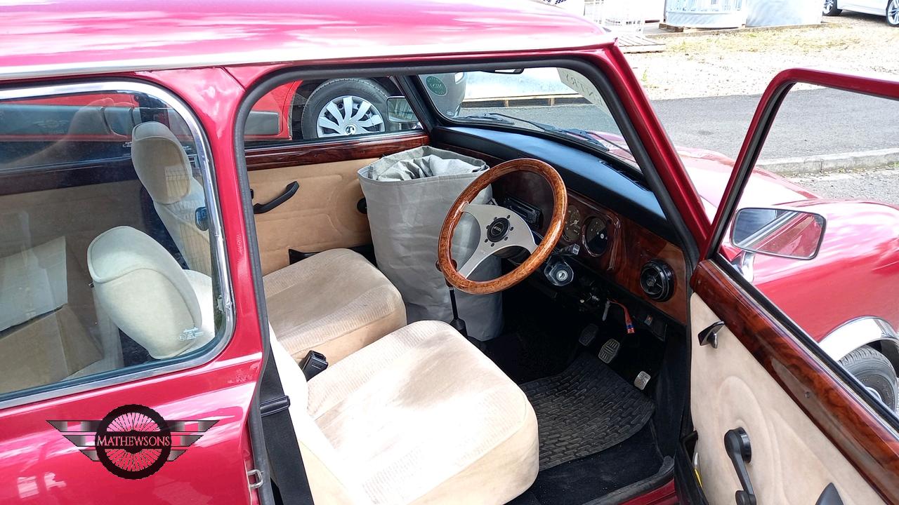 Lot 584 - 1985 AUSTIN MINI MAYFAIR