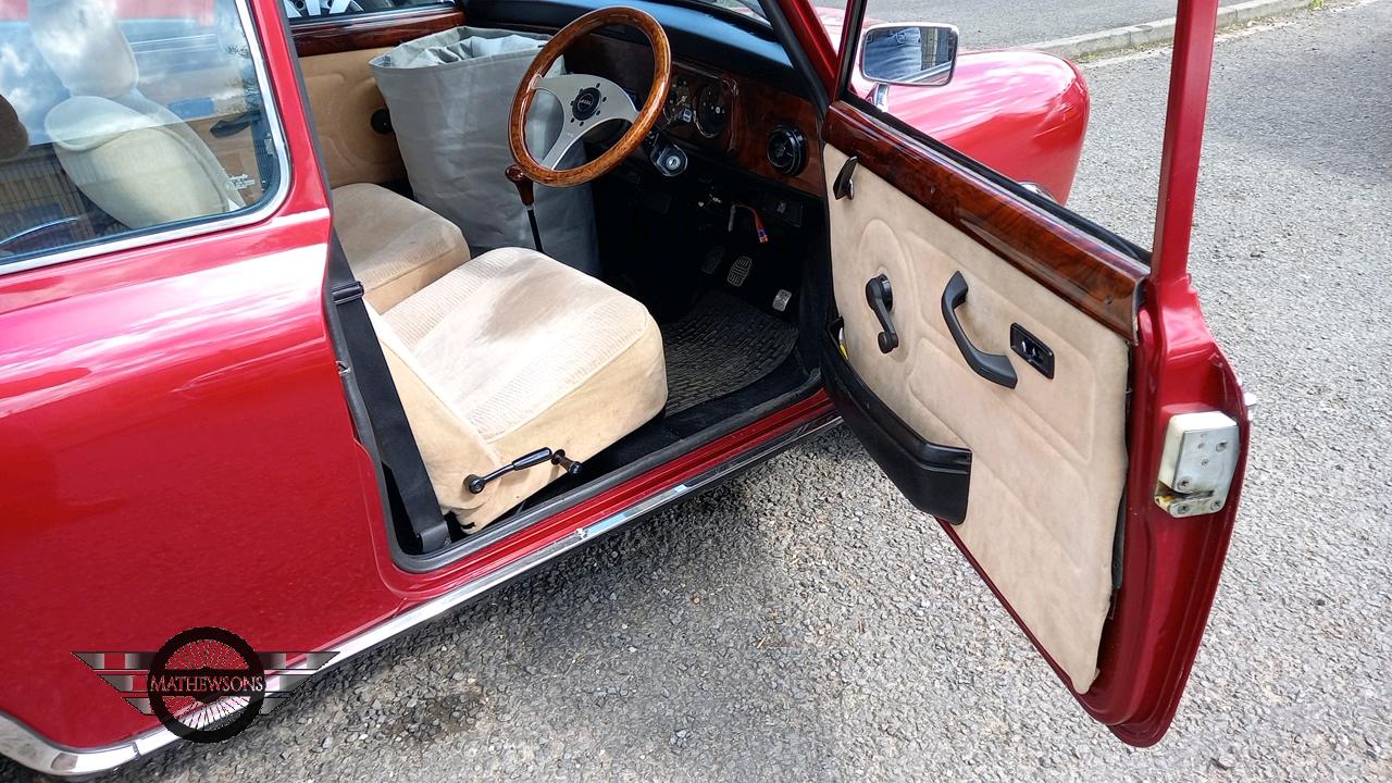 Lot 584 - 1985 AUSTIN MINI MAYFAIR