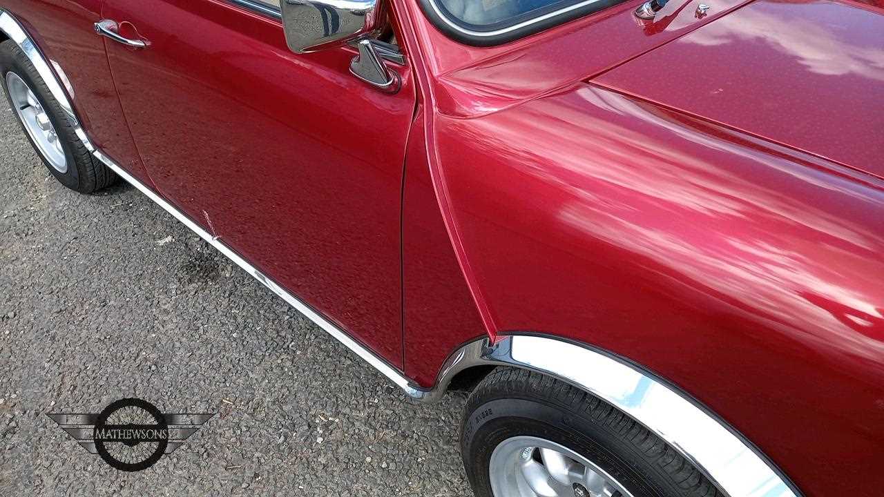 Lot 584 - 1985 AUSTIN MINI MAYFAIR