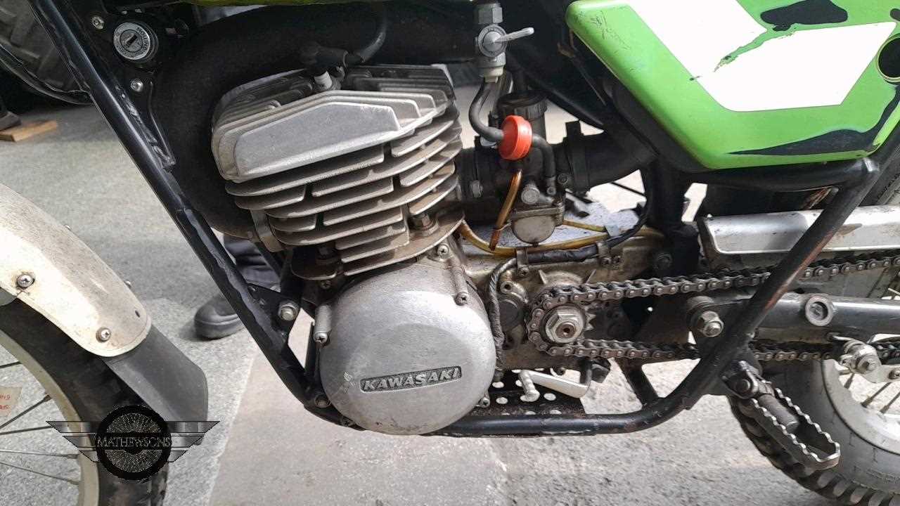 Lot 185 - 1975 KAWASAKI KT250