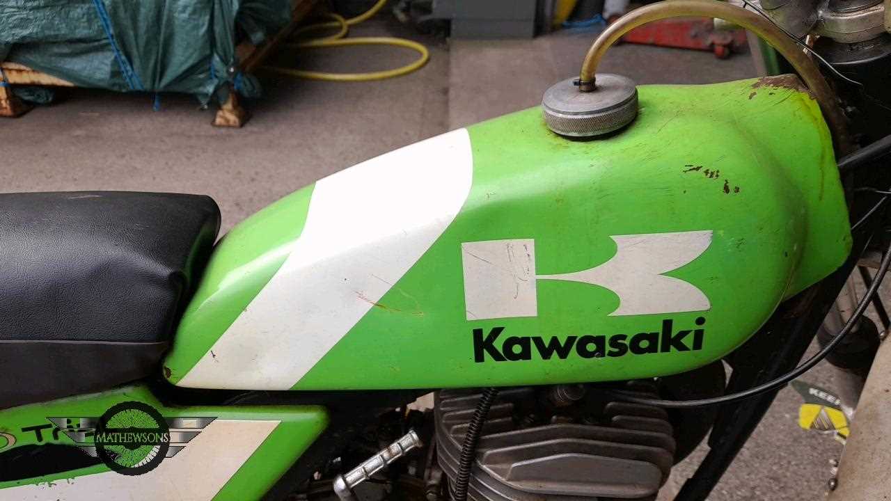 Lot 185 - 1975 KAWASAKI KT250