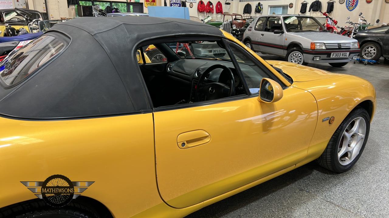 Lot 414 - 2002 MAZDA MX-5 ARIZONA