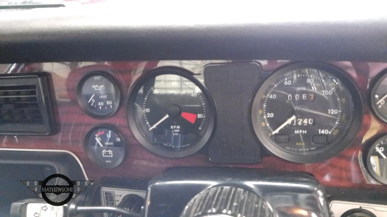 Lot 362 - 1979 DAIMLER 4.2 SOVEREIGN AUTO