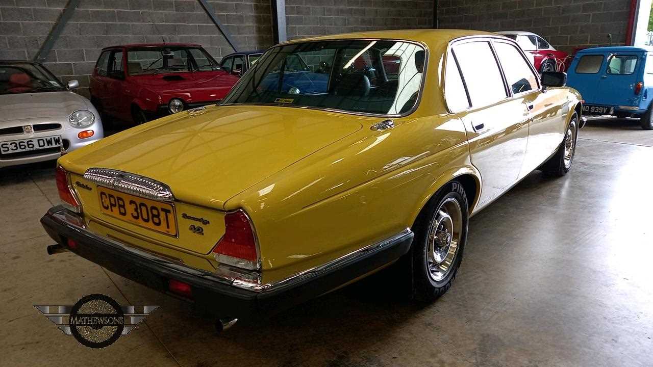 Lot 362 - 1979 DAIMLER 4.2 SOVEREIGN AUTO