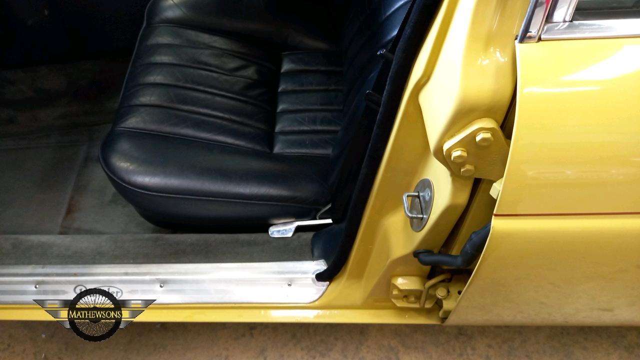 Lot 362 - 1979 DAIMLER 4.2 SOVEREIGN AUTO