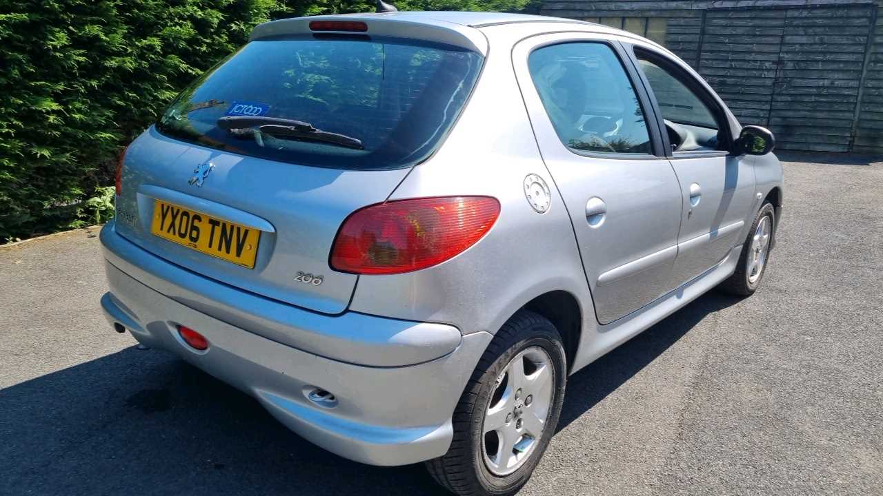 Lot 709 - 2006 PEUGEOT 206 SPORT