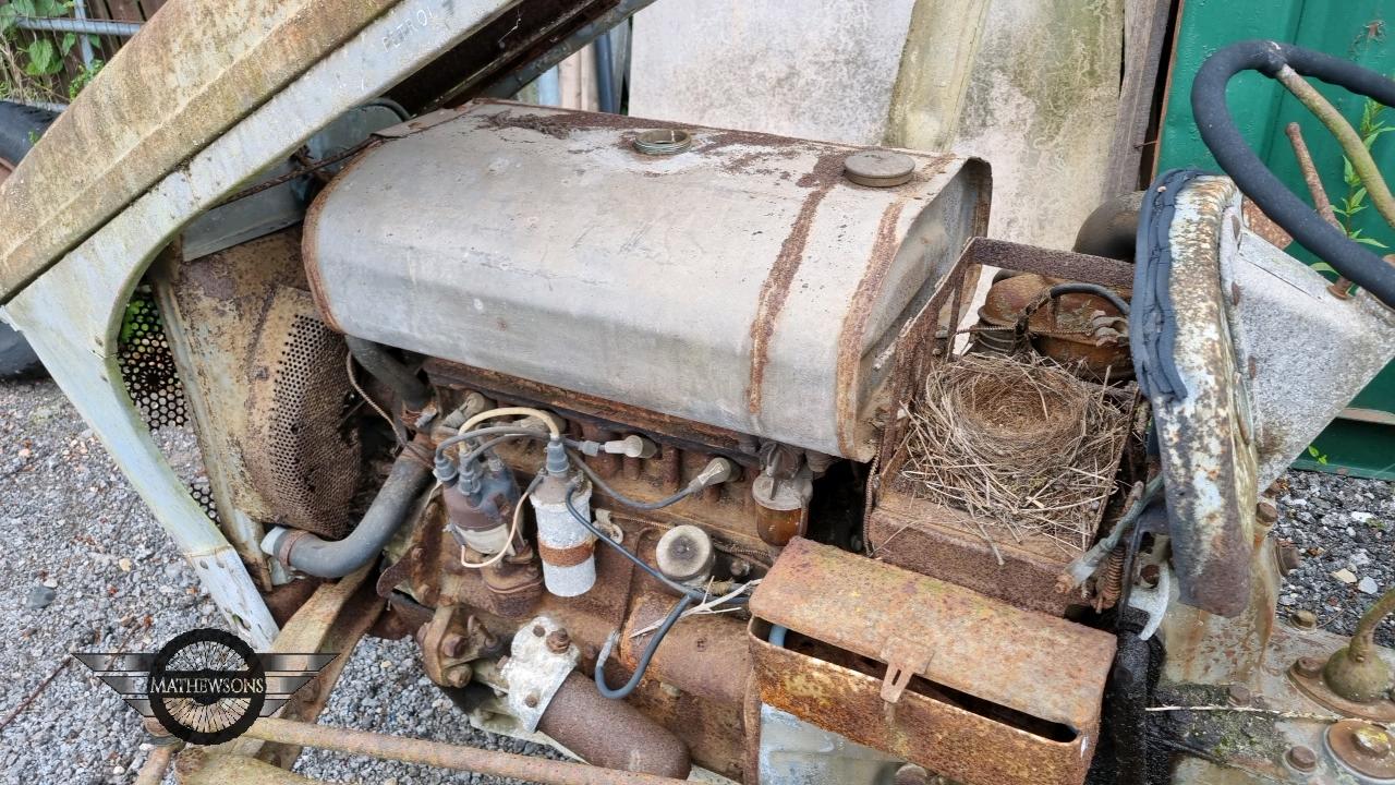 Lot 46 - MASSEY FERGUSON TRACTOR