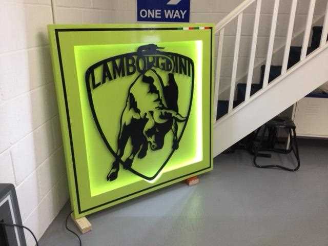 Lot 253 - LARGE ILLUMINATED LAMBORGHINI SIGN