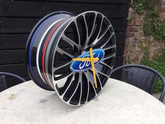 Lot 273 - FORD RS WHEEL CLOCK