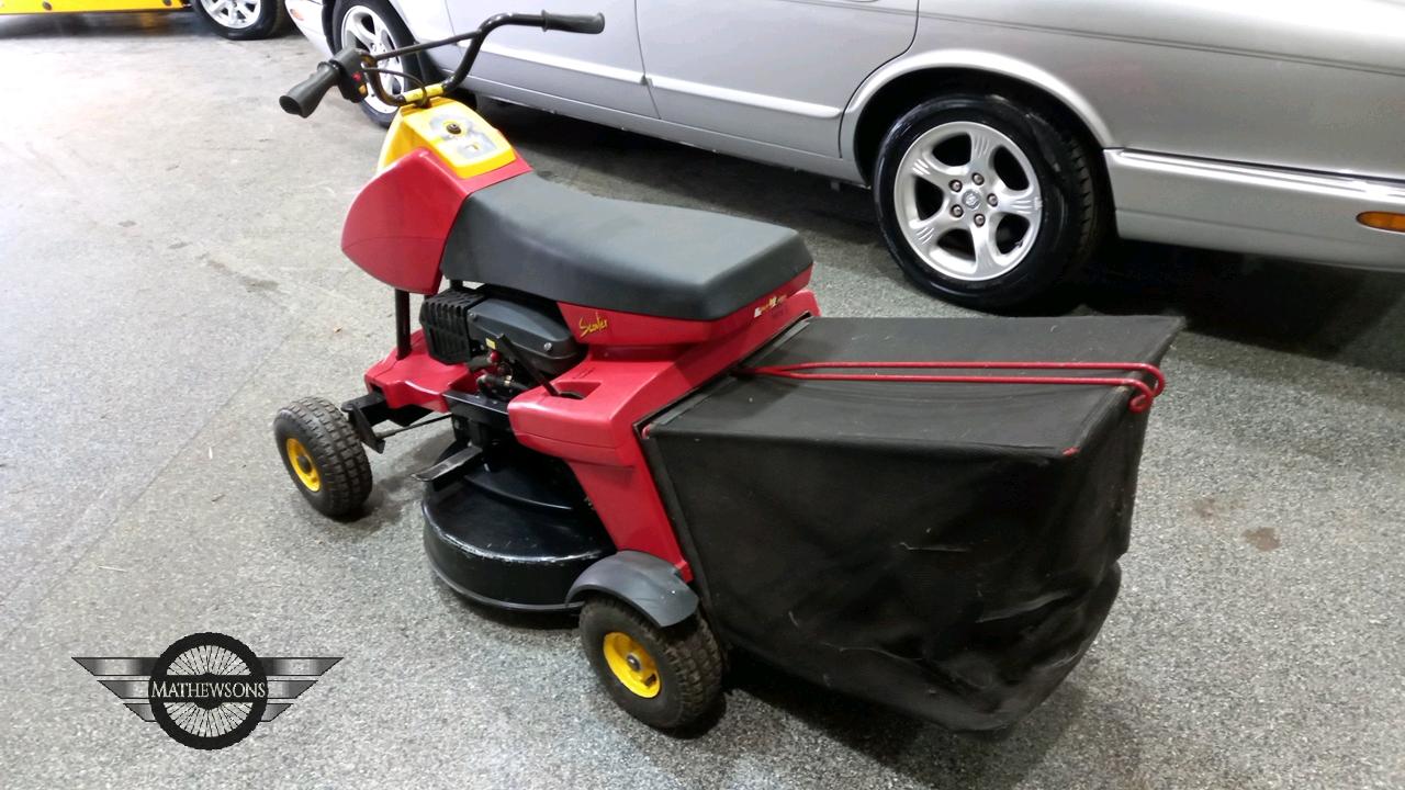 Lot 170 - WOLFGARTEN SCOOTER MOWER