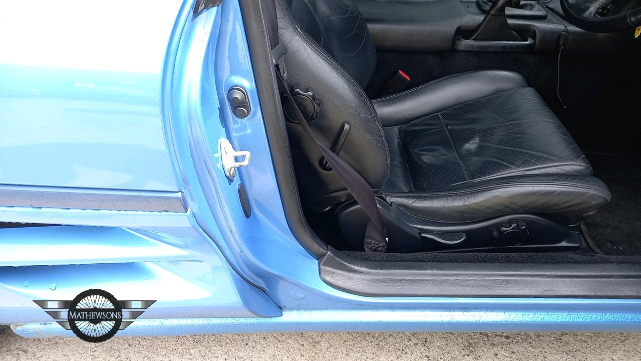 Lot 38 - 1994 TOYOTA MR2 GT