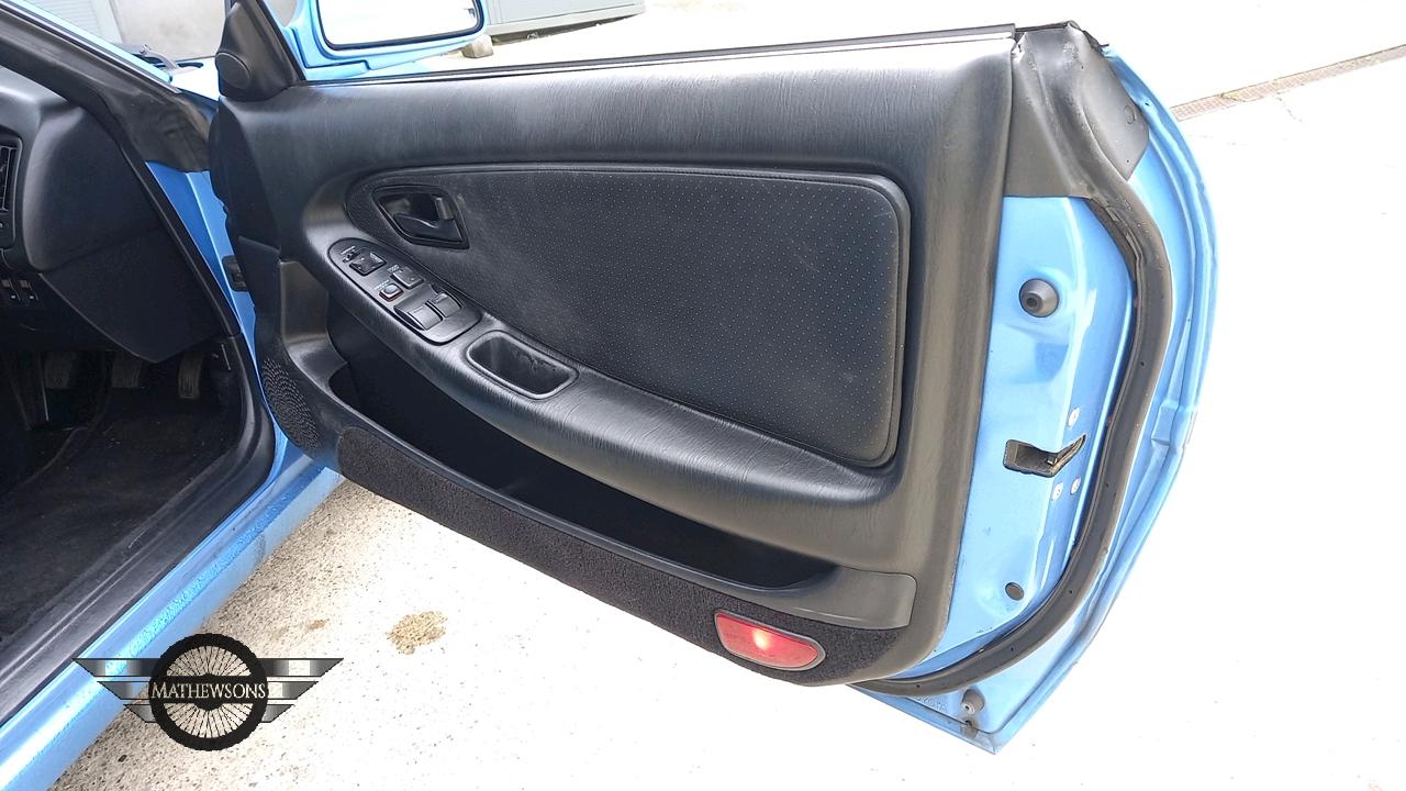 Lot 38 - 1994 TOYOTA MR2 GT