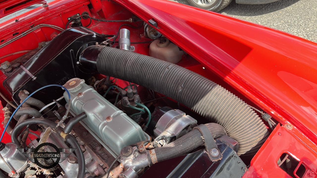 Lot 116 - 1976 MG MIDGET 1500