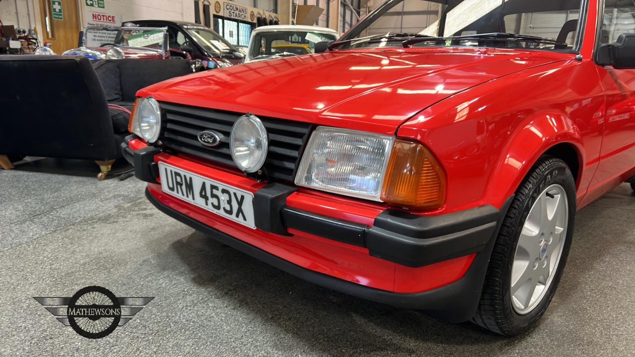 Lot 89 - 1981 FORD ESCORT XR3