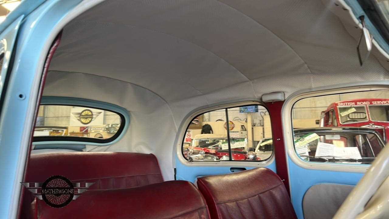 Lot 292 - 1954 RENAULT 750 / 4CV