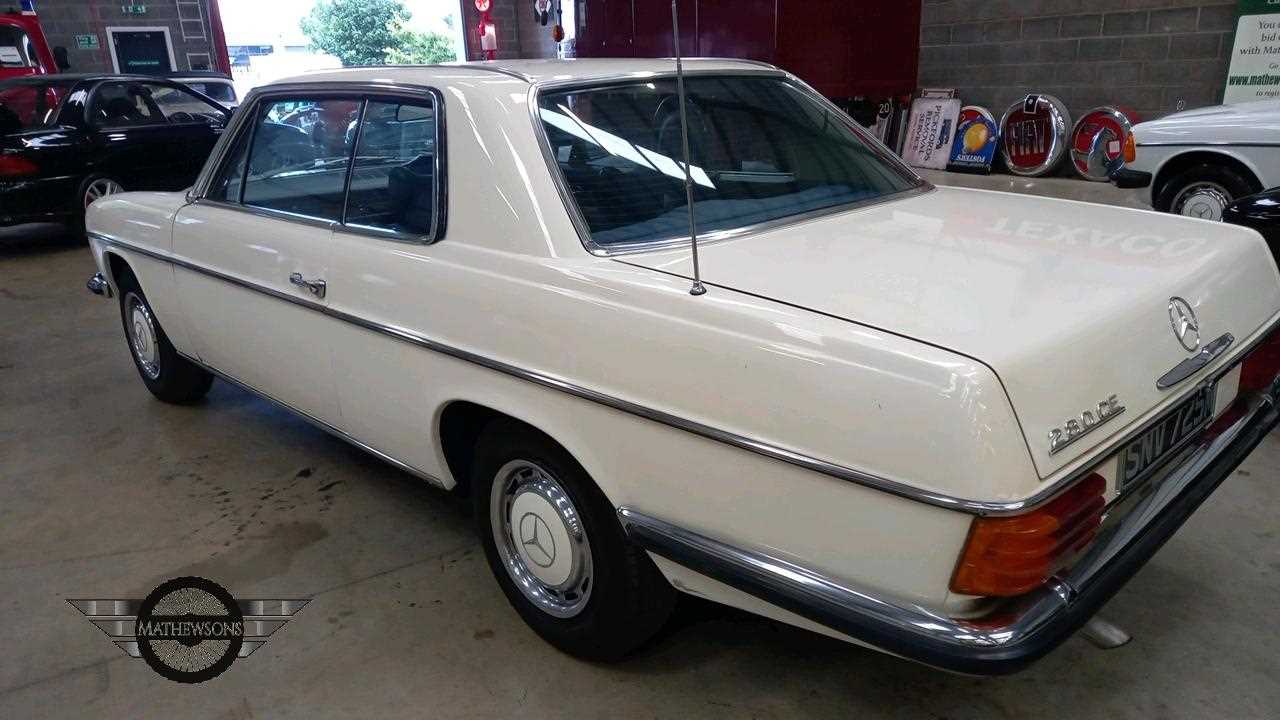 Lot 524 - 1973 MERCEDES 280 CE