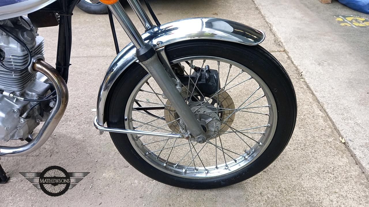 Lot 620 - 1982 HONDA CB100N