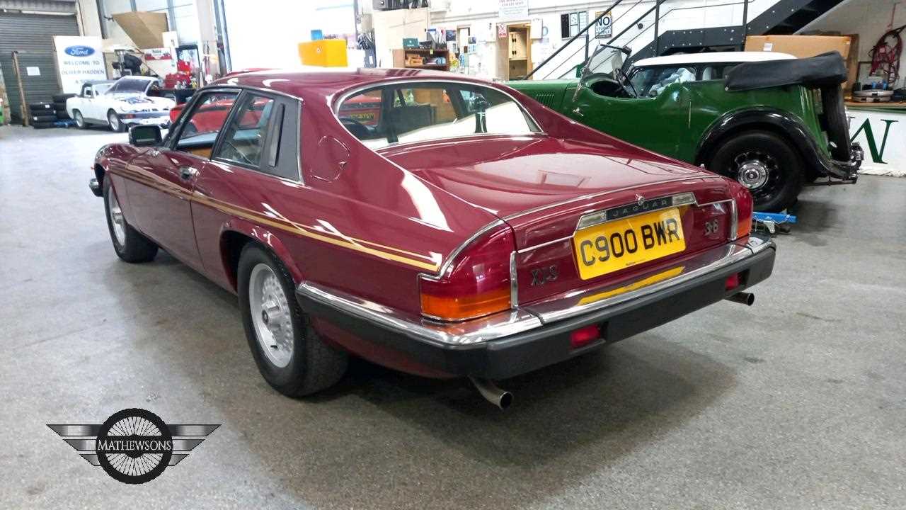 Lot 577 - 1985 JAGUAR XJS 3.6