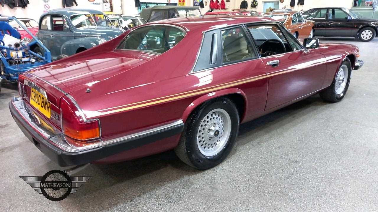 Lot 577 - 1985 JAGUAR XJS 3.6