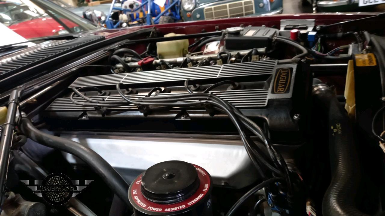 Lot 577 - 1985 JAGUAR XJS 3.6