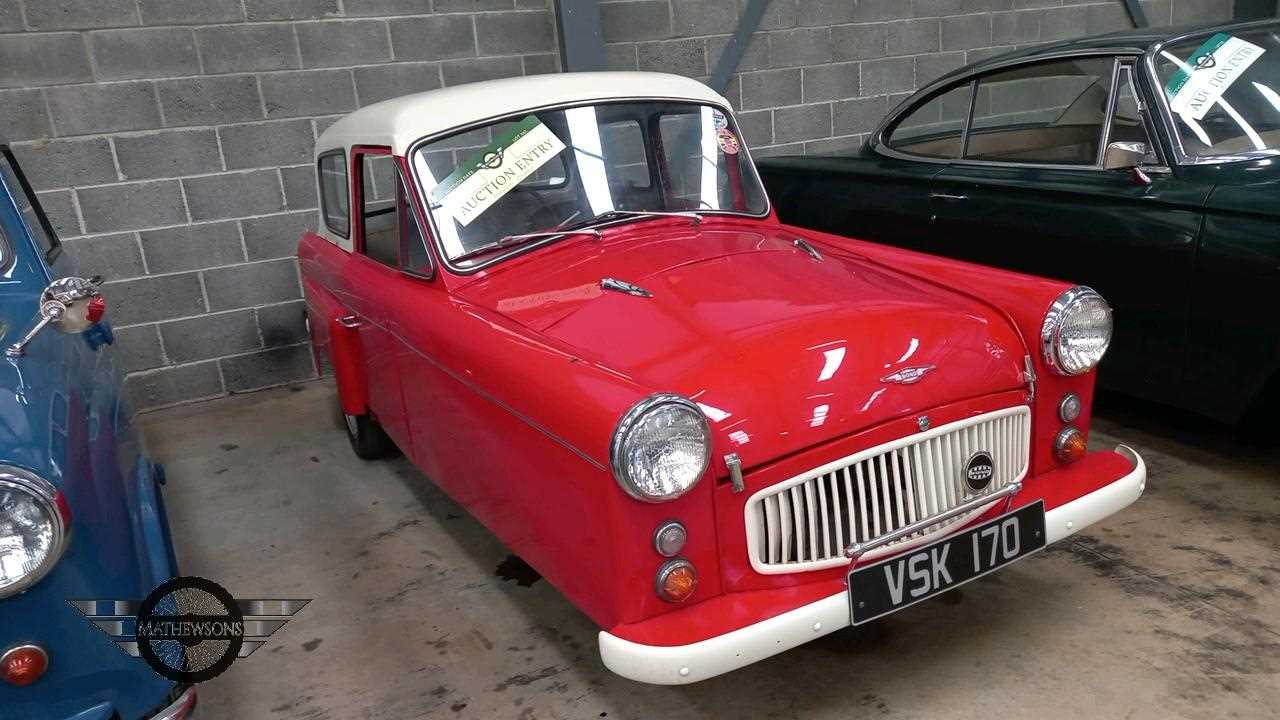 Lot 334 - 1961 BOND MINICAR