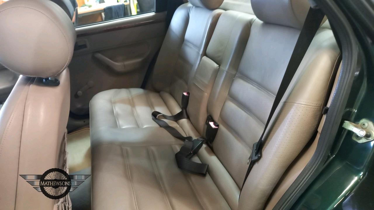 Lot 510 - 1994 FORD ESCORT GHIA SI