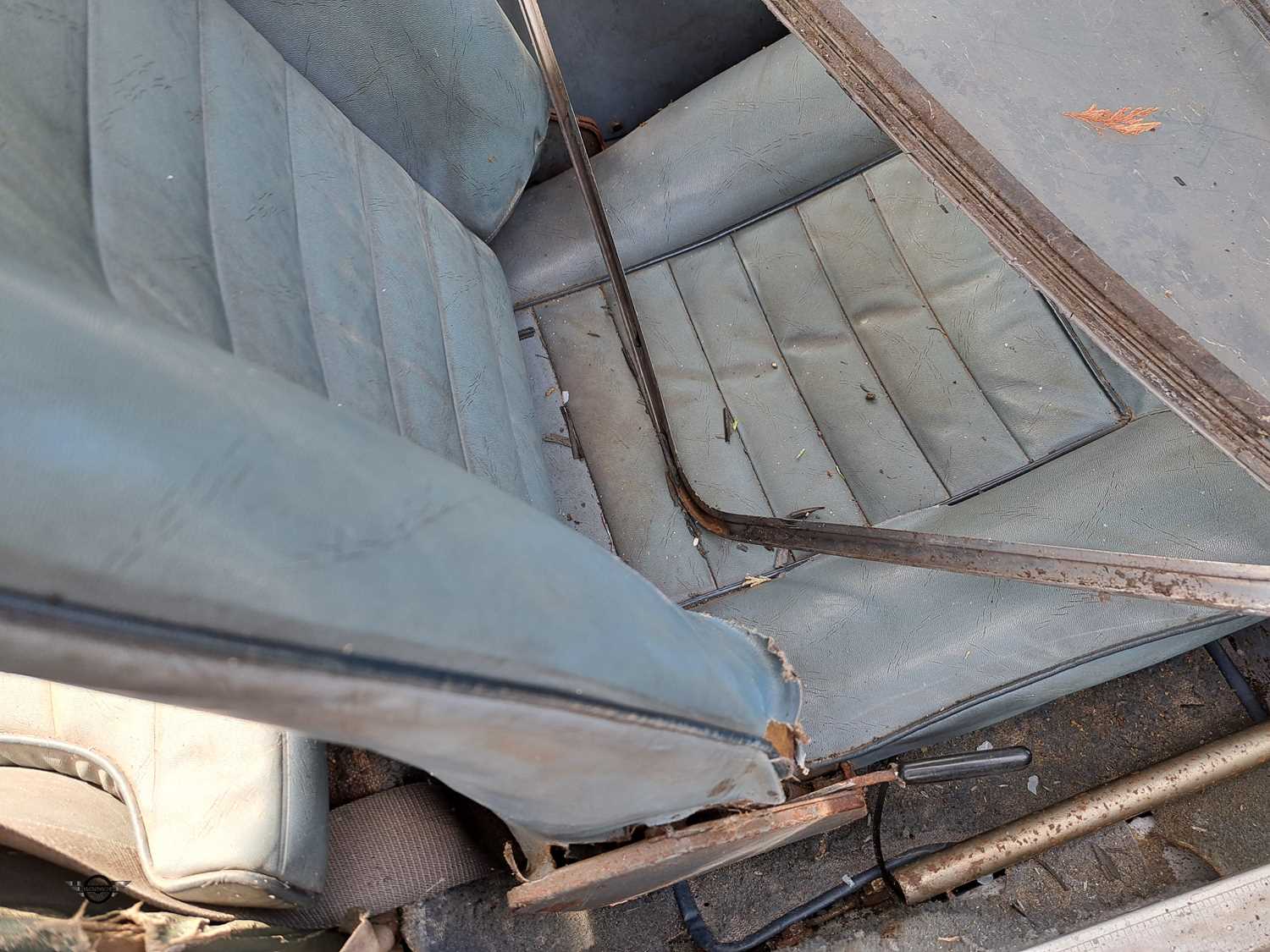 Lot 64 - 1964 SUNBEAM ALPINE