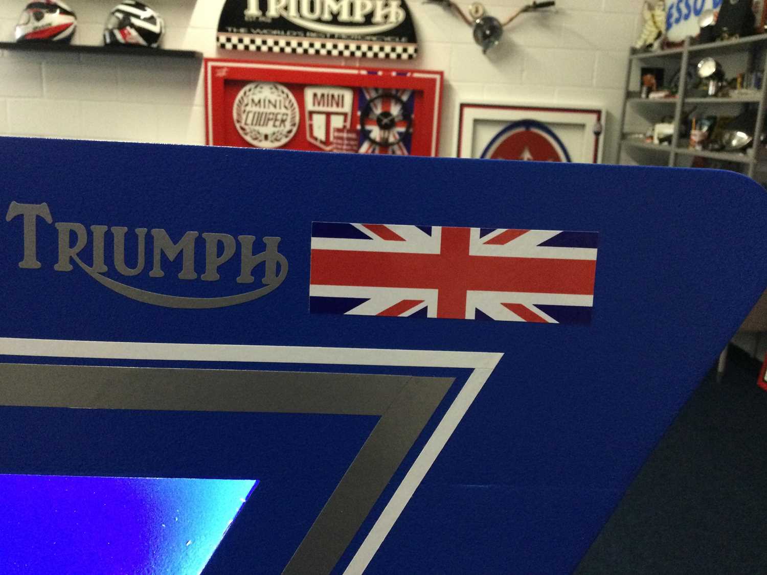 Lot 261 - LARGE ILLUMINATED TRIUMPH SIGN