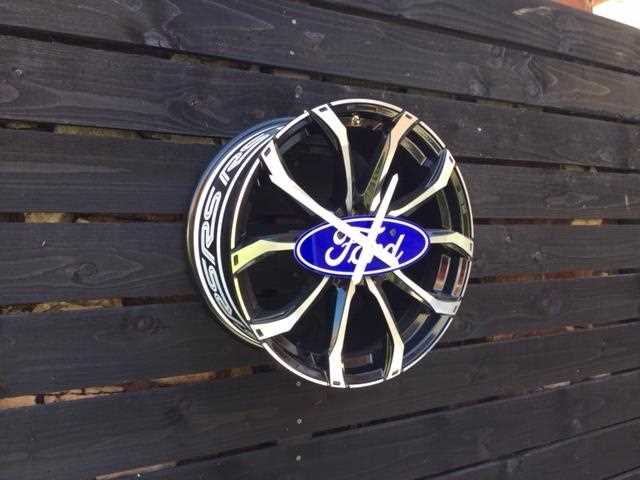 Lot 273 - FORD RS ALLOY WHEEL CLOCK