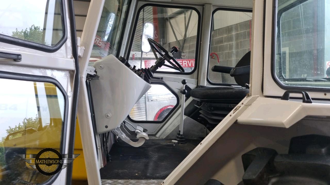 Lot 250 - FORD COUNTY TRACTOR 1184