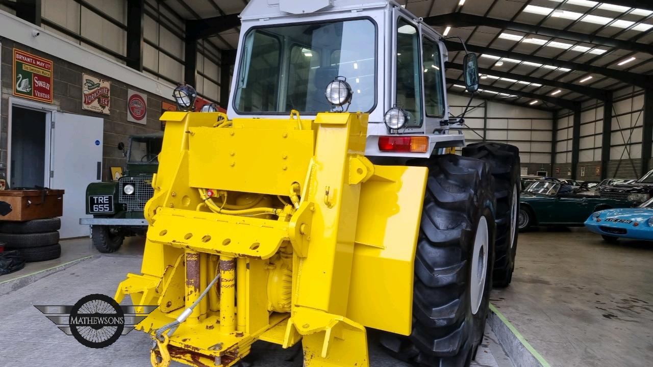 Lot 250 - FORD COUNTY TRACTOR 1184