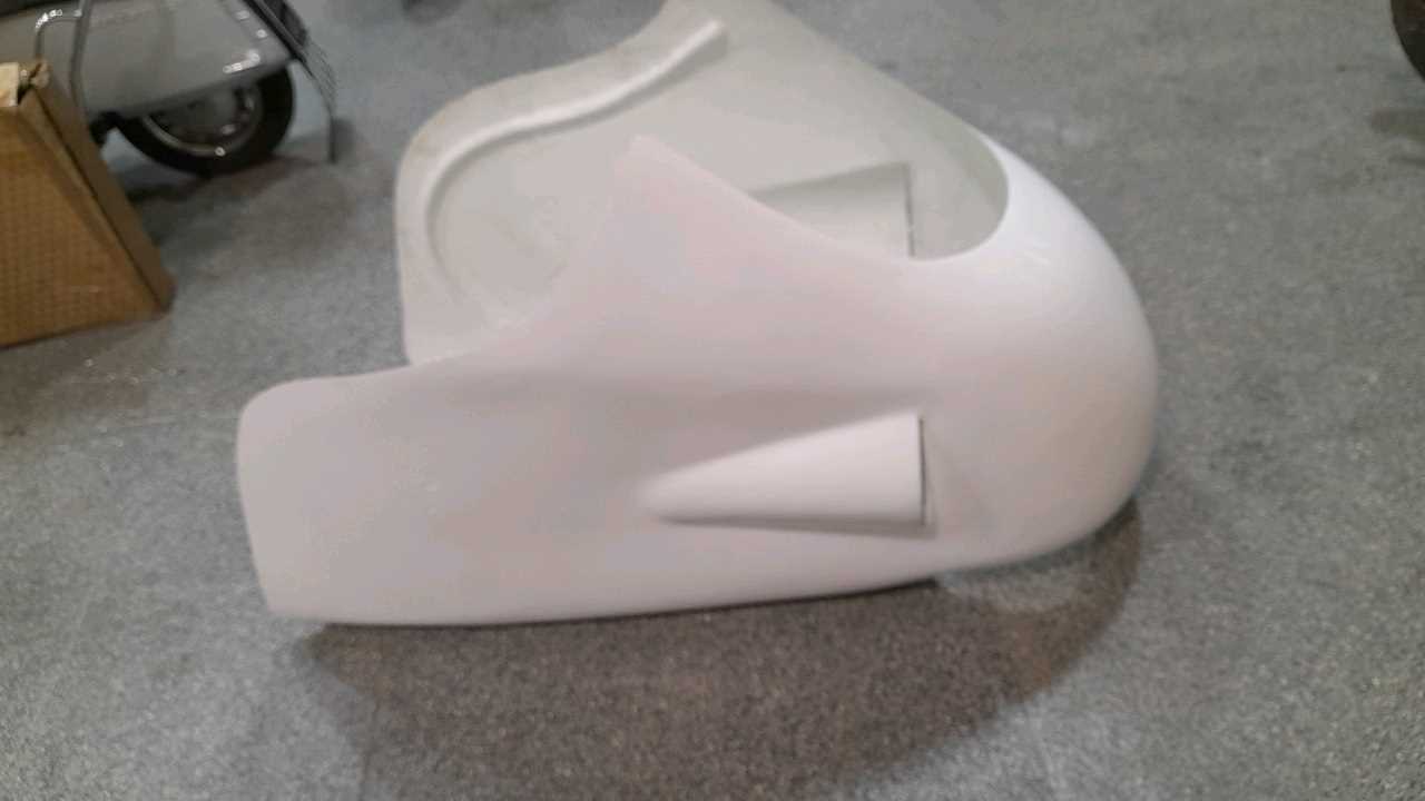 Lot 173 - GLASS FIBRE REPLICA 1950 DUSTBIN MOTORCYCLE