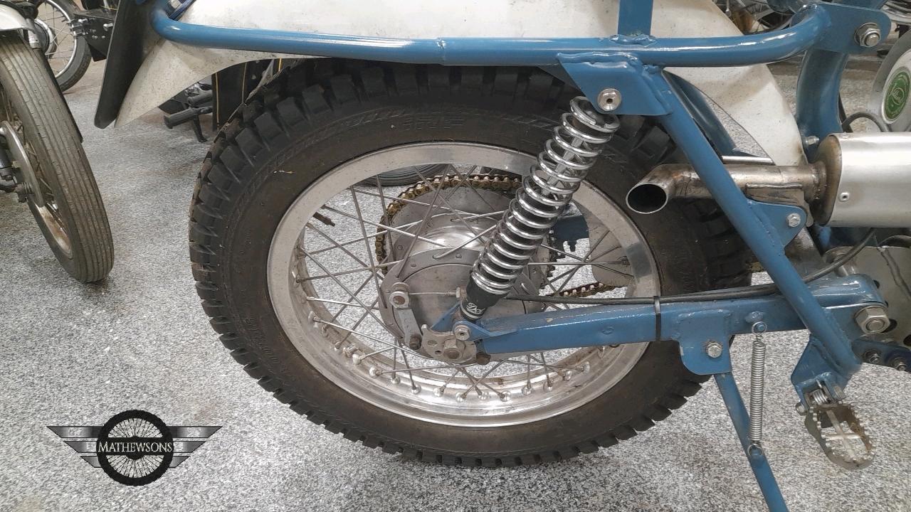 Lot 136 - 1964 GREEVES 24 TFS