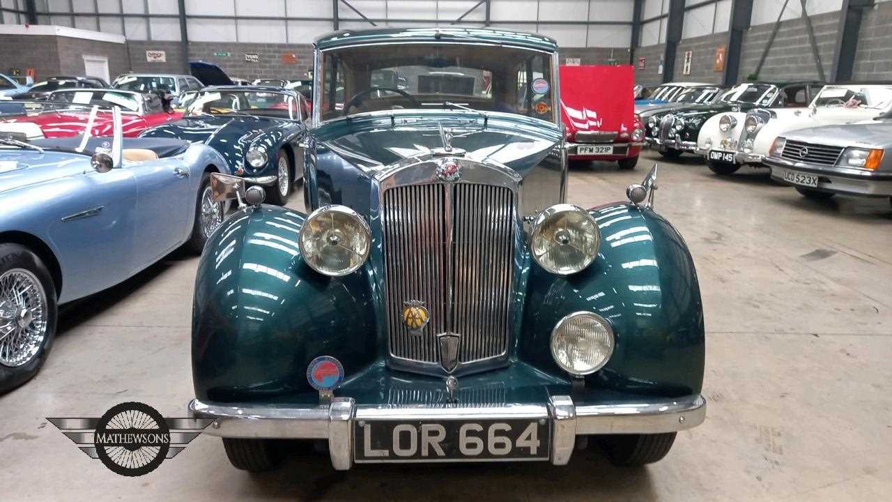 Lot 672 - 1953 TRIUMPH RENOWN SALOON