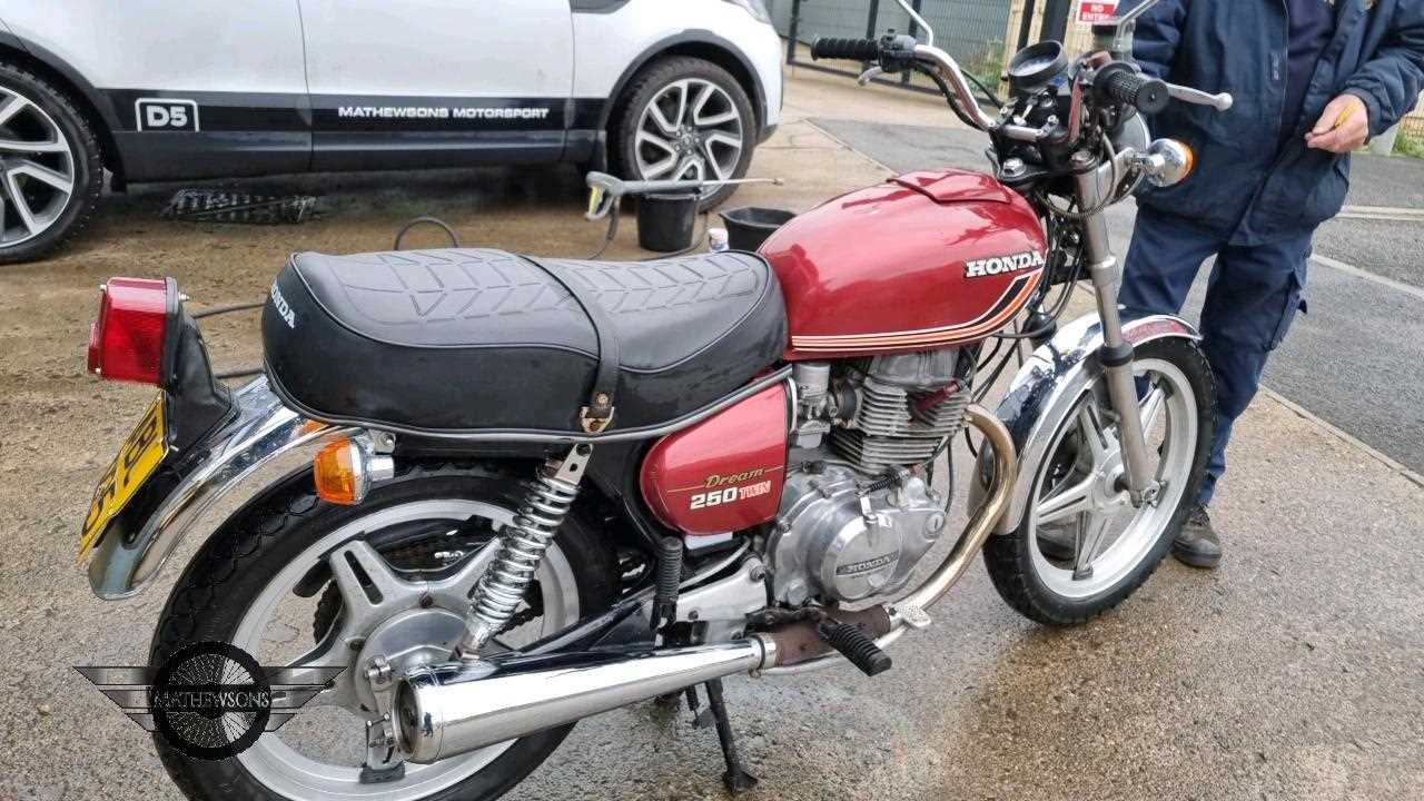 Lot 440 - 1978 HONDA CB 250 DREAM