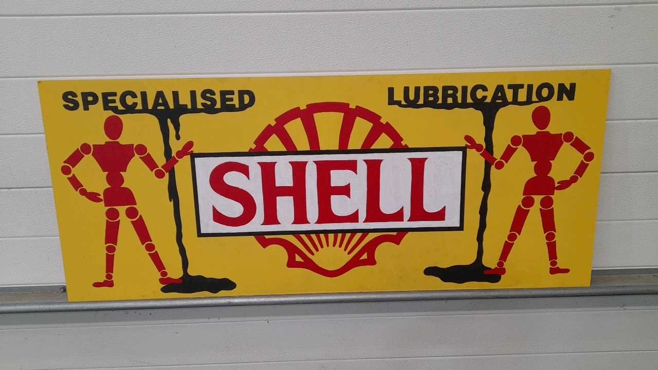 Lot 401 - HAND PAINTED WOODEN SHELL LUBRICATION SIGN