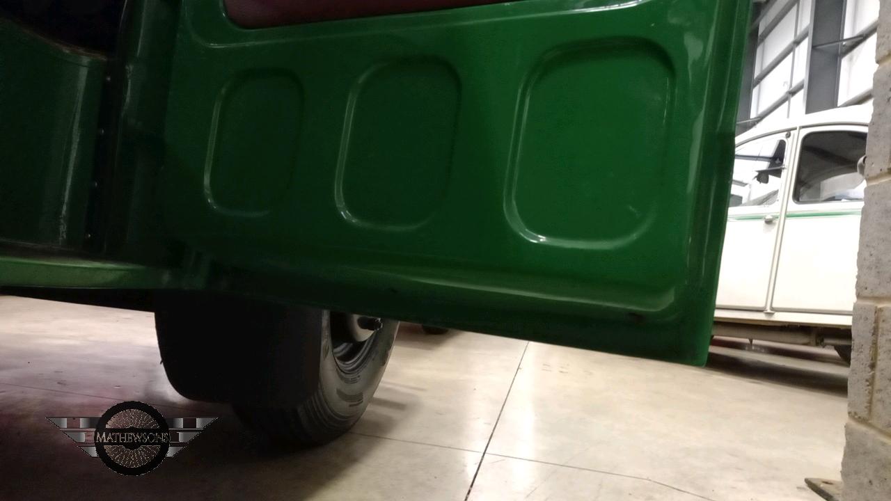 Lot 609 - 1959 MORRIS LC5 TM