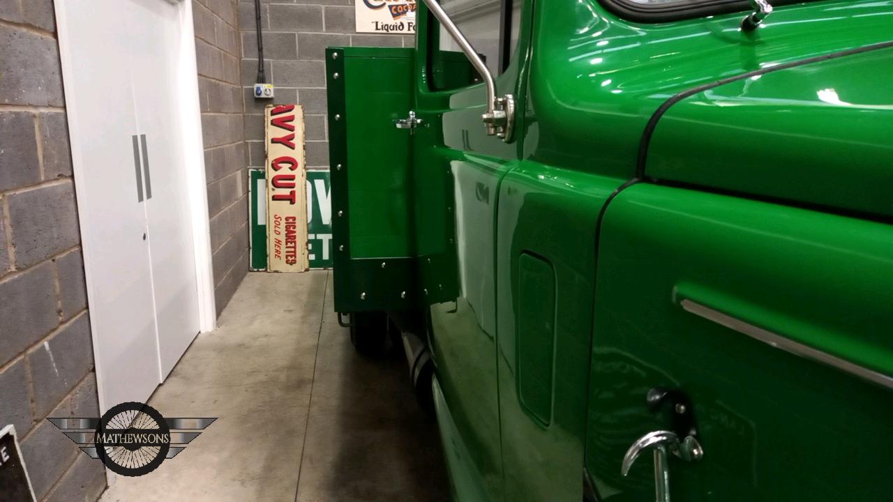 Lot 609 - 1959 MORRIS LC5 TM